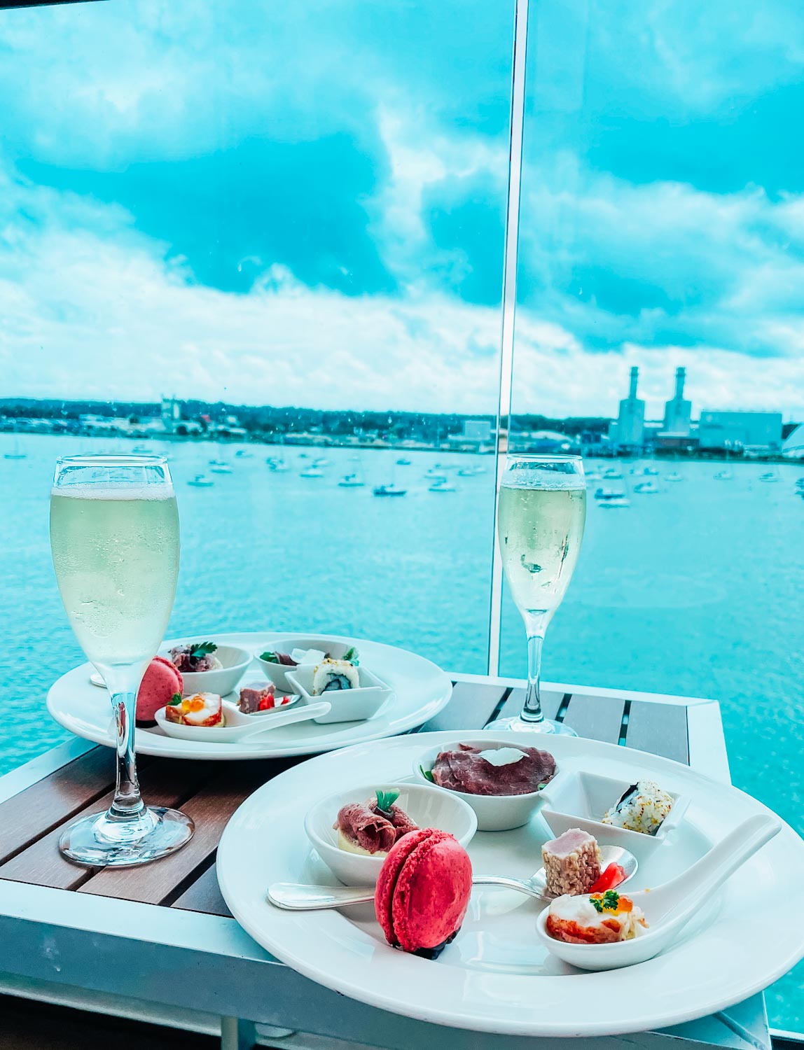 "Descubre los deliciosos menús y reseñas del exclusivo restaurante ...